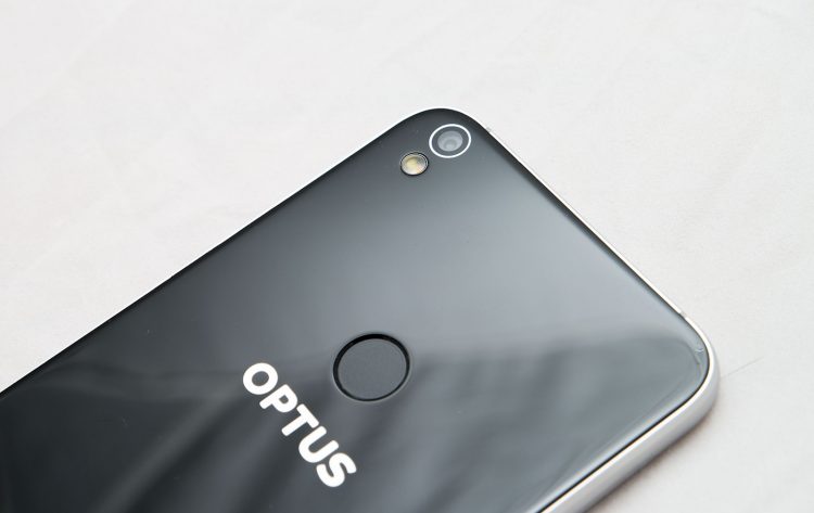Review: Optus X Sleek (Alcatel Shine Lite) – Pickr