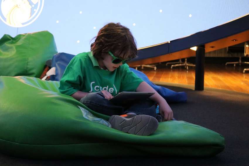 Moonhack saw more kids coding in one day than ever before – Pickr