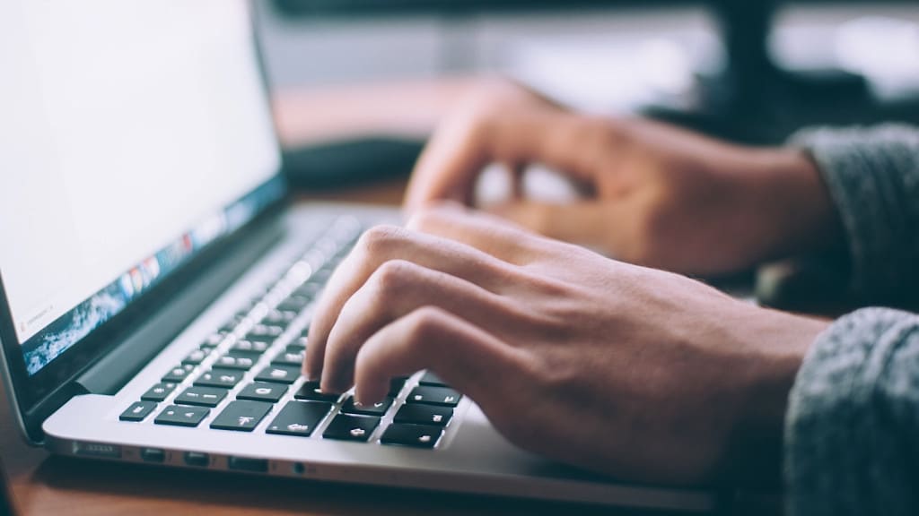 Australia Post scam hitting SMS, how can you tell it's a scam – Pickr