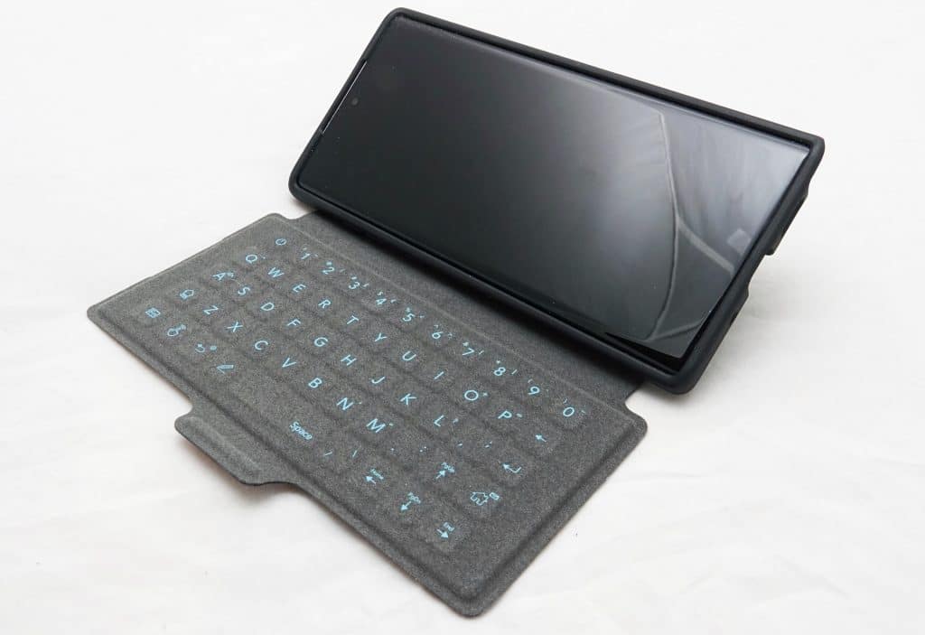 Tech21's keyboard phone case is out, we go hands-on – Pickr