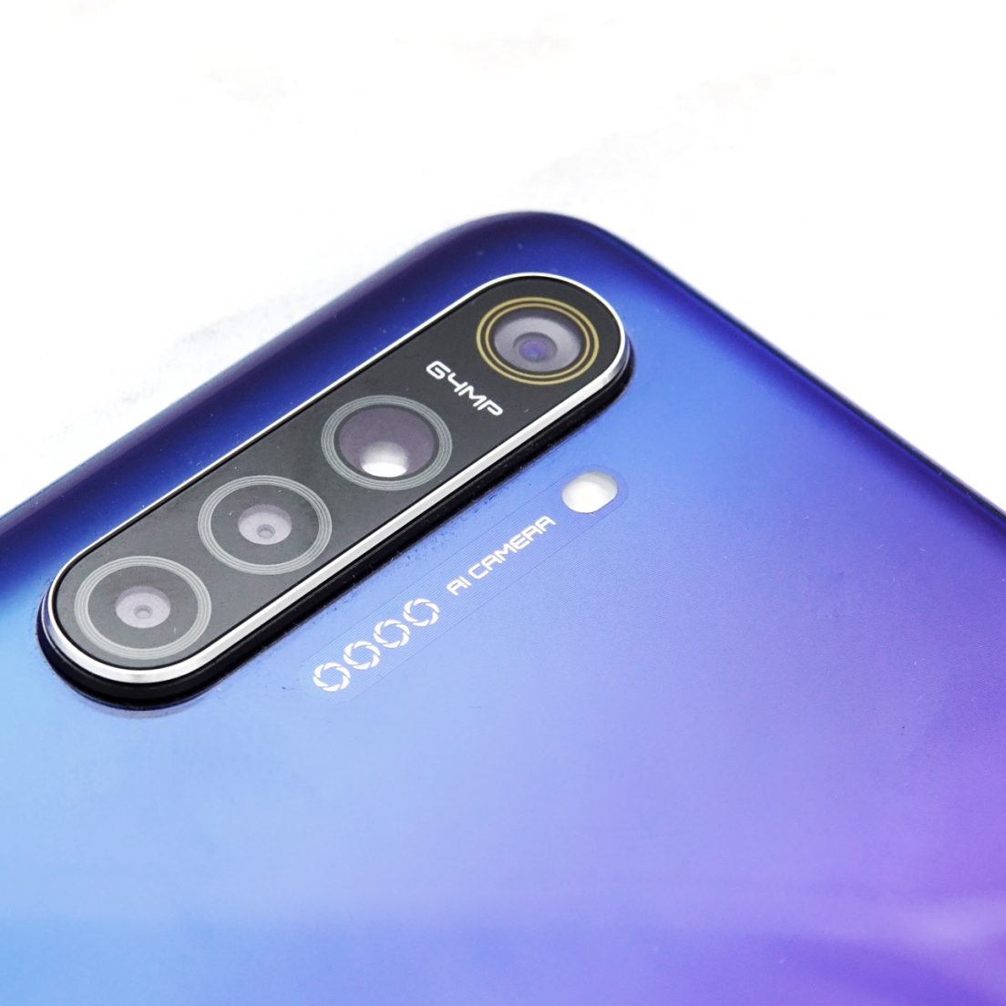 Review: Realme XT (RMX1921) – Pickr