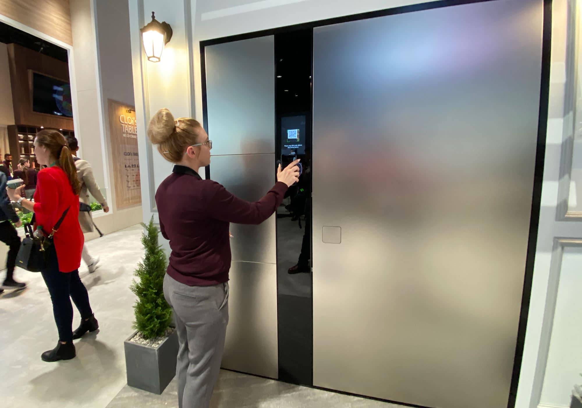 We adore the LG Smart Door (and why your next home will want it) – Pickr