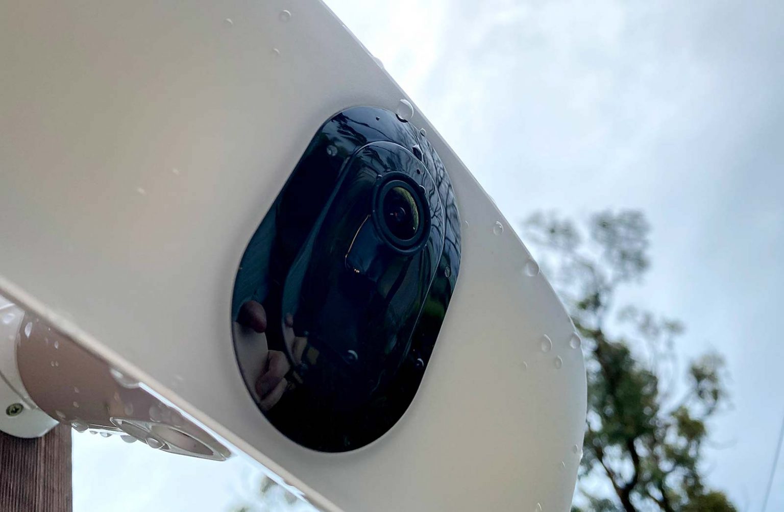 Review: Arlo Pro 3 Floodlight Security Camera – Pickr