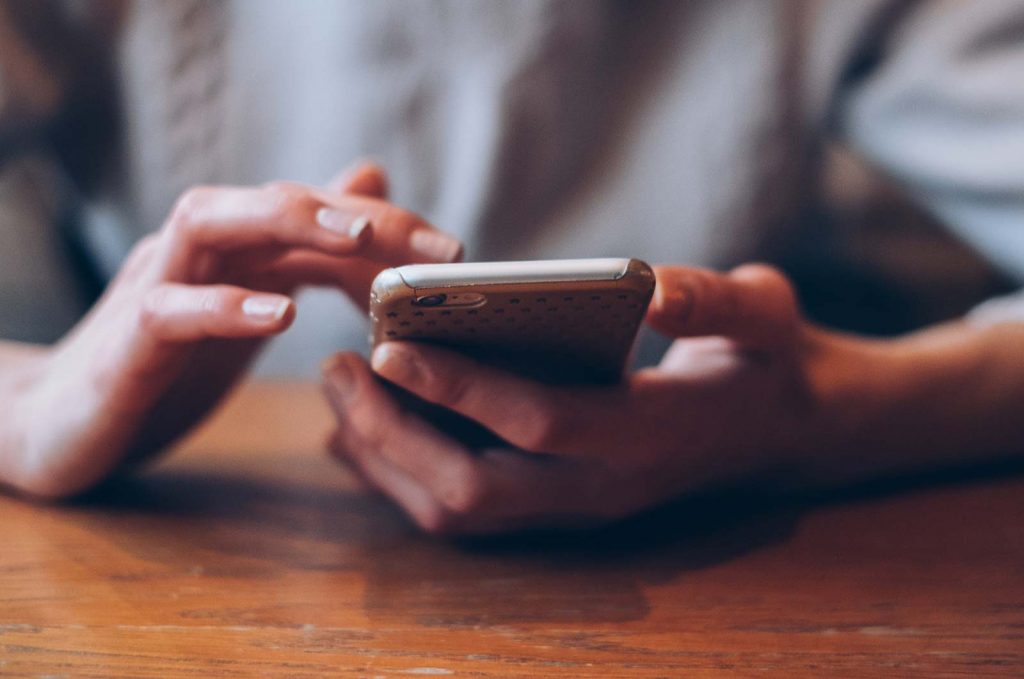 Optus takes on low-cost mobile plans with Gomo – Pickr