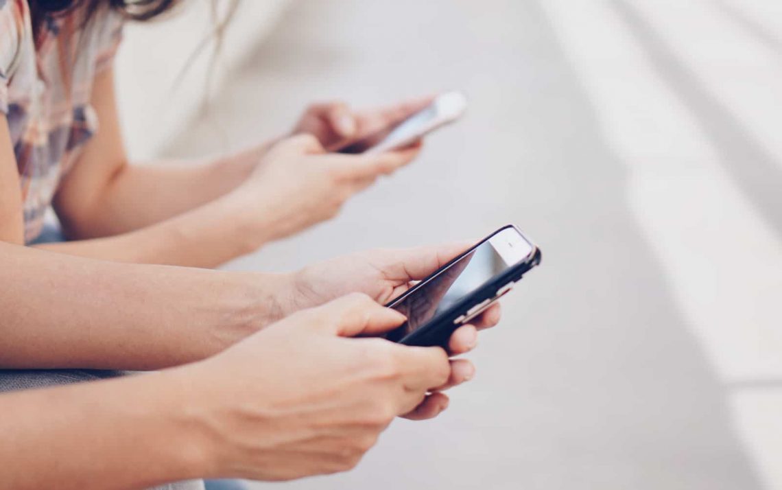 How does Telstra's Cleaner Pipes protect us from scams? – Pickr