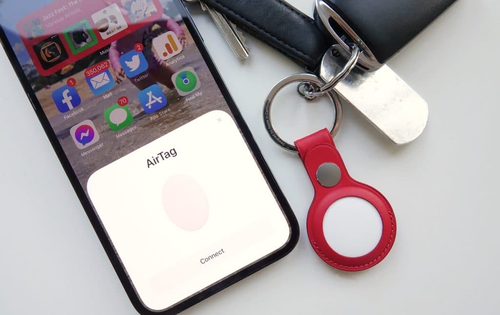 Apple AirTag review (AirTags, 2021 AirTag) – Pickr