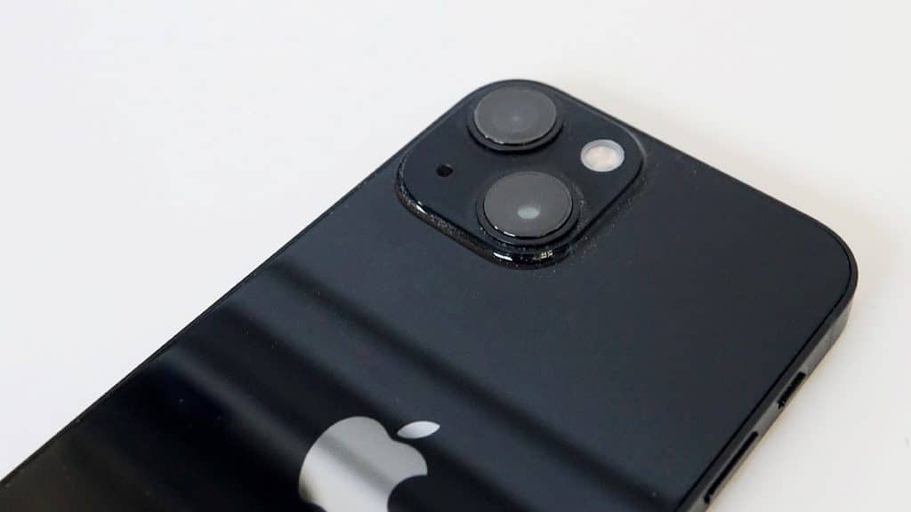 Apple iPhone 13 Mini review – Pickr
