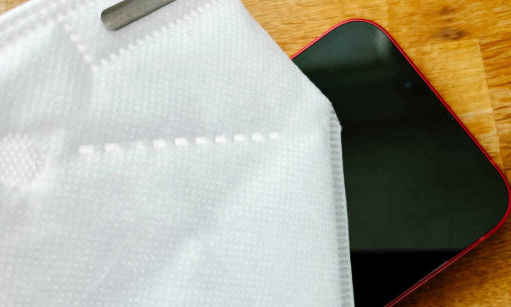 Apple brings mask face unlock out of beta in iOS 15.4 – Pickr