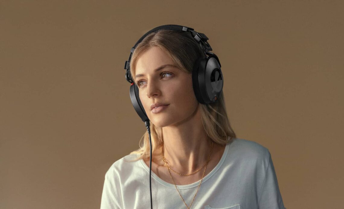 Australia's Rode designs a pair of headphones for content creators – Pickr