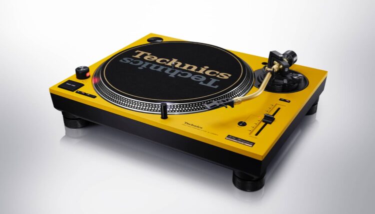 Technics brings the colours for a 50th anniversary SL1200 – Pickr