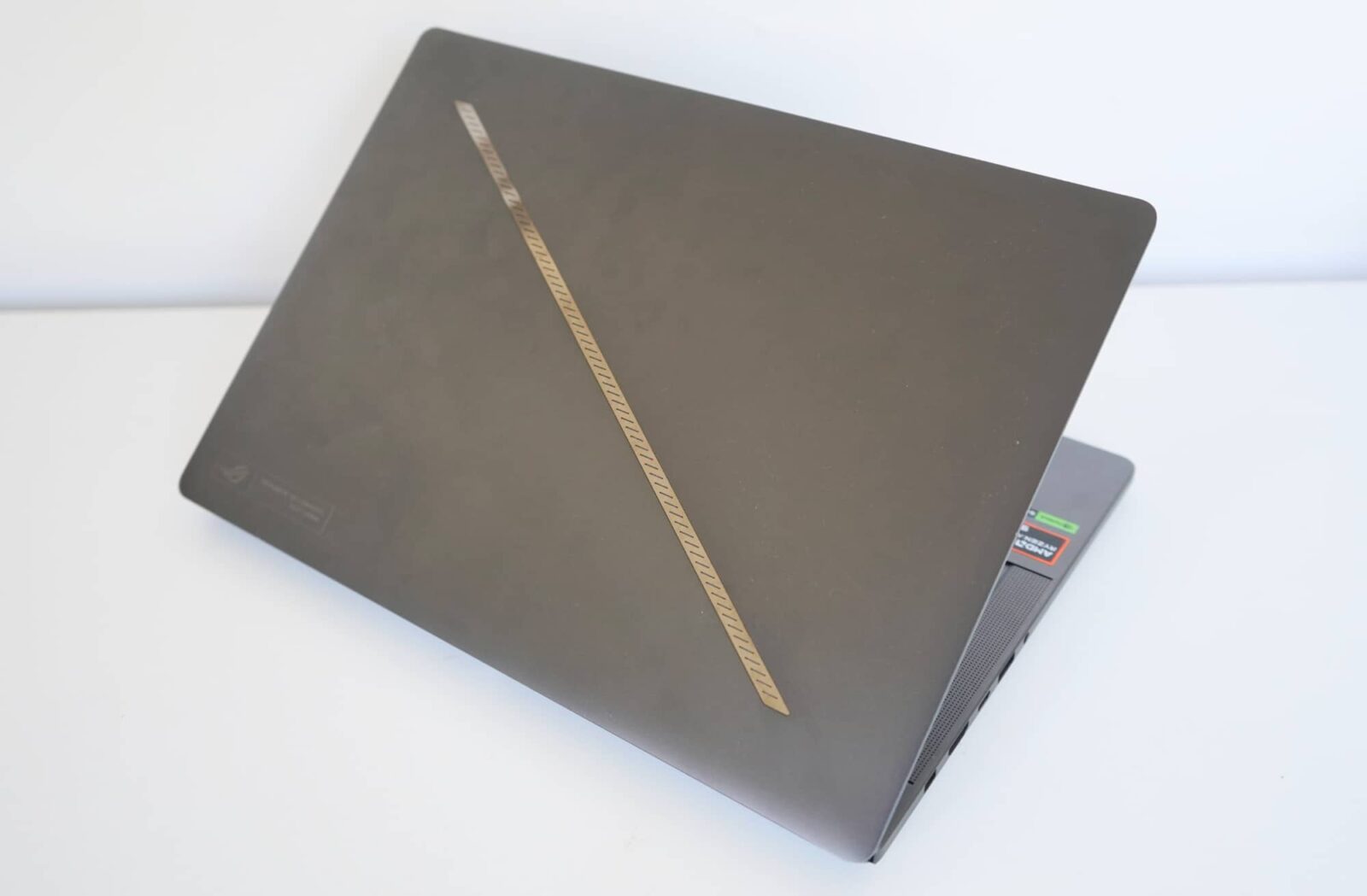 Asus 2024 ROG Zephyrus G14 review (GA403UV) – Pickr