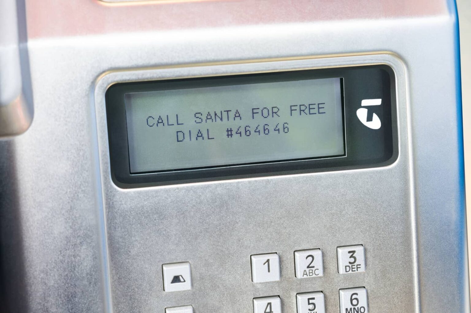 Telstra switches on free calls to Santa on payphones – Pickr