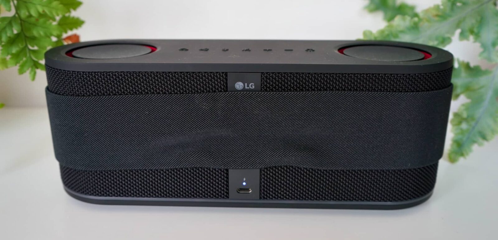 LG xBoom Bounce review – Pickr